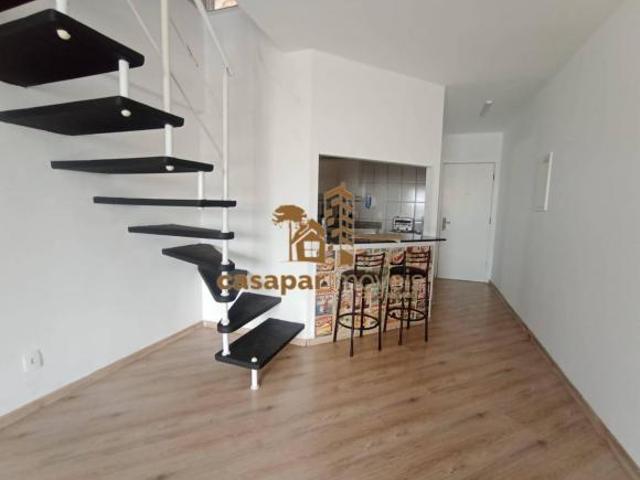 Cobertura à Venda com 140m², 2 Dormitórios com 2 Vagas e Espaço Gourmet