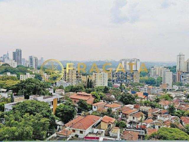 Cobertura á venda com 211 m² 2 Suítes e 2 Vagas na Vila Madalena SP