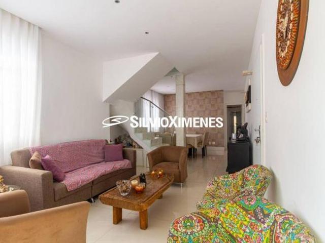 Cobertura à venda com 280 m², com 4 quartos e 3 vagas