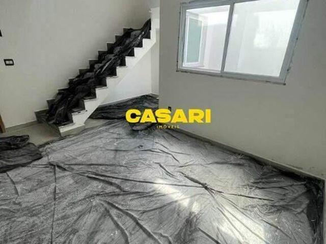 Cobertura à venda com 2 dormitórios, 103 m² e 2 vagas na Vila Eldízia, Santo André