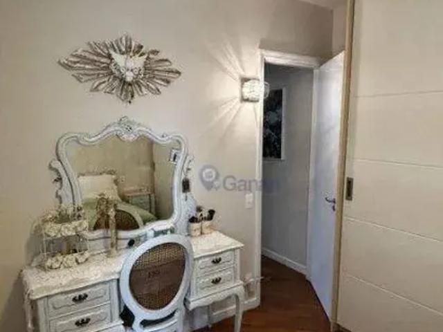 Cobertura, a venda com 2 quartos em Vila Olímpia