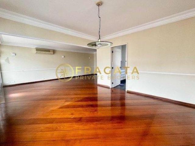 Cobertura à venda com 390m² 4 quartos sendo 1 suíte e 3 vagas em Higienópolis/SP