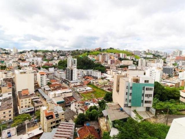 Cobertura à venda com 4 quartos em São Mateus Juiz de Fora/MG &amp amp &amp amp #35 91 CON&amp amp