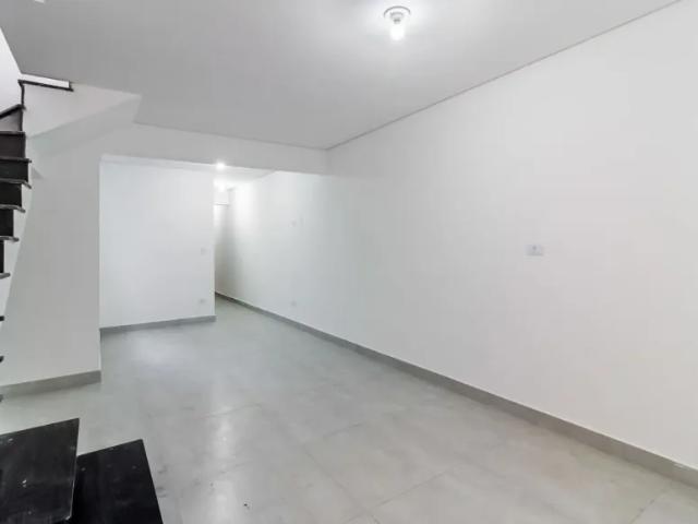 Cobertura à venda com 53m², 2 quartos e 1 vaga. Utinga Santo André/SP