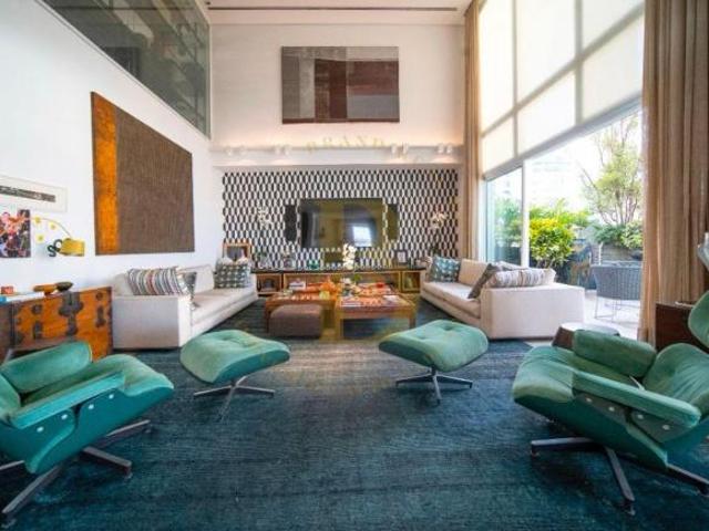Cobertura á venda com 690 m², 4 quartos e 07 vagas no Jardim Paulista