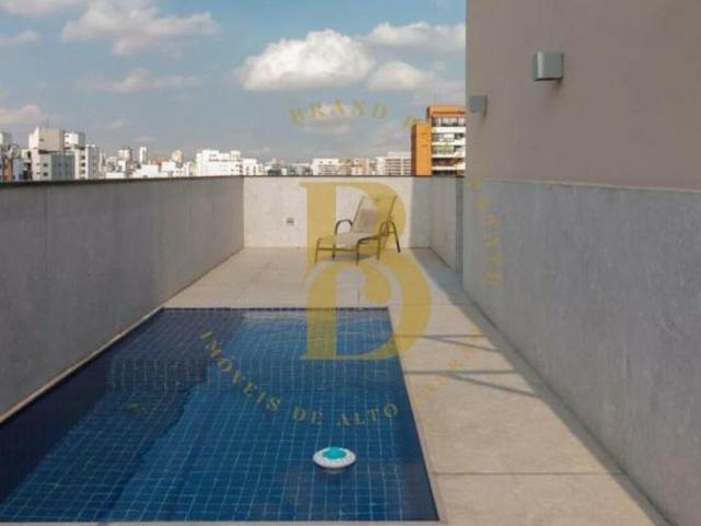 Cobertura à venda, com vista livre, em Moema