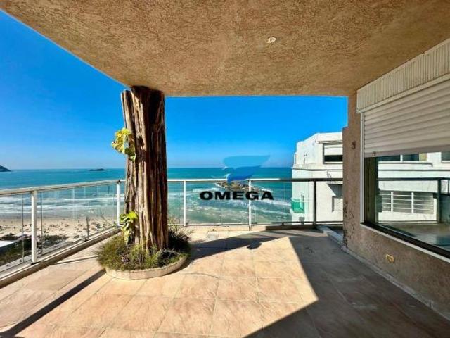 Cobertura à venda com vista mar na Praia das Pitangueiras no Guarujá | Omega Imóveis