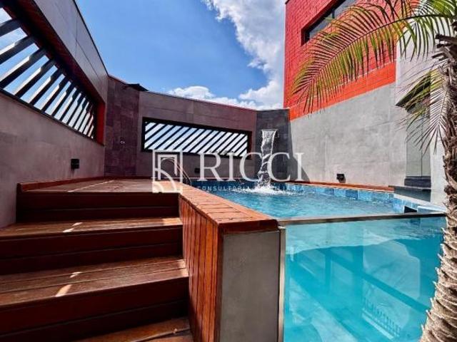 Cobertura à venda com vista mar, Guarujá SP 2 quartos, 1 suíte, 2 sala, 3 banheiros, 1 vaga 140m²