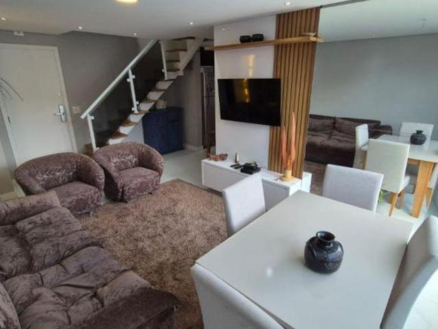 Cobertura à venda/ Cotia 111 m² com 3 dormitórios e 1 suíte