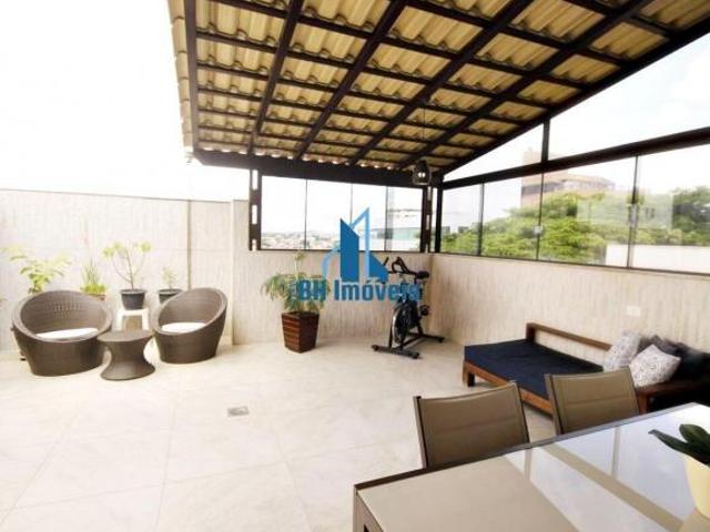 Cobertura à Venda de 4 quartos com uma suíte no bairro Castelo Belo Horizonte/MG
