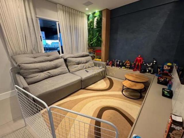 Cobertura à venda de 280m² | 03 dormitórios, sendo 01 suíte e 02 vagas de garagem | Edifício Aruanã