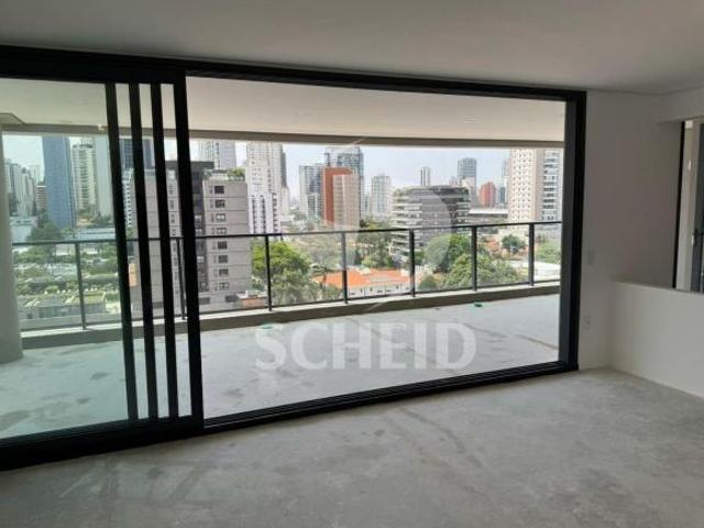 Cobertura A Venda de 330,00m² útil, com 4 quartos e 4 vagas no Brooklin !