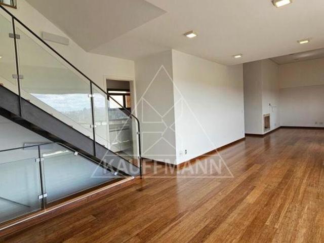 Cobertura à Venda e Locação na Vila Progredior, 3 Suítes, 6 Vagas,342m² A.Ú