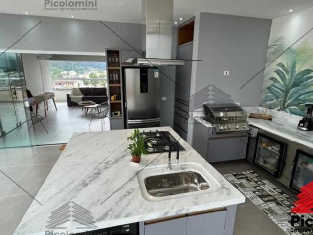 Cobertura a venda em Ubatuba, 03 suites, piscina privativa, 02 vagas com depósito, lazer completo n