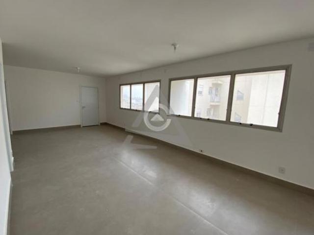 Cobertura à venda em Campinas, Cambuí, com 4 quartos, com 249 m², Edifício Príncipe Charles