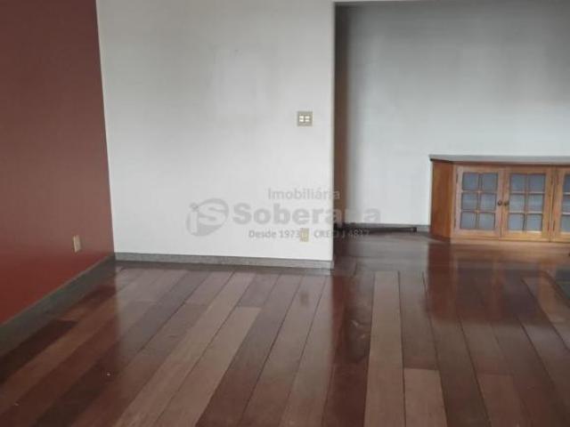 cobertura à venda em Centro