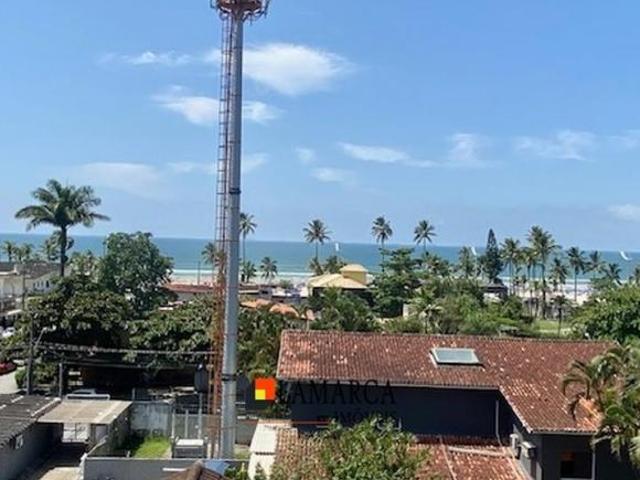 Cobertura a venda em Guaruja