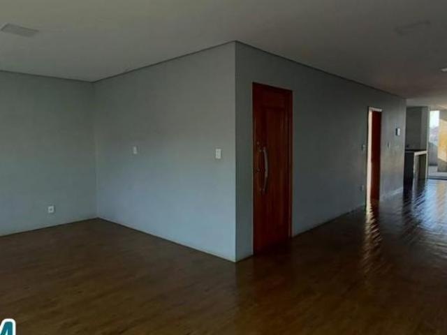 COBERTURA Á VENDA EM JOÃO MONLEVADE