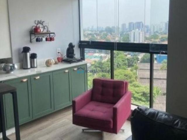Cobertura à venda em Mirandópolis com 3 quartos e 2 vagas de garagem
