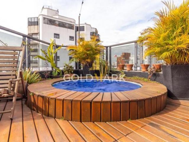 Cobertura à venda em Moema 80 metros 2 suítes Piscina e Churrasqueira 2 vagas