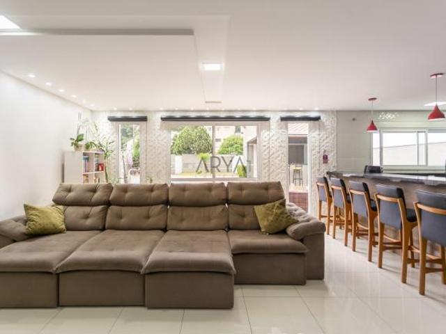 Cobertura à venda em Santa Felicidade ARYA1