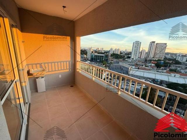 Cobertura à venda em Santo Amaro: 1 quarto, sala 2 ambientes, Terraço amplo, 1 banheiro, 68 metros