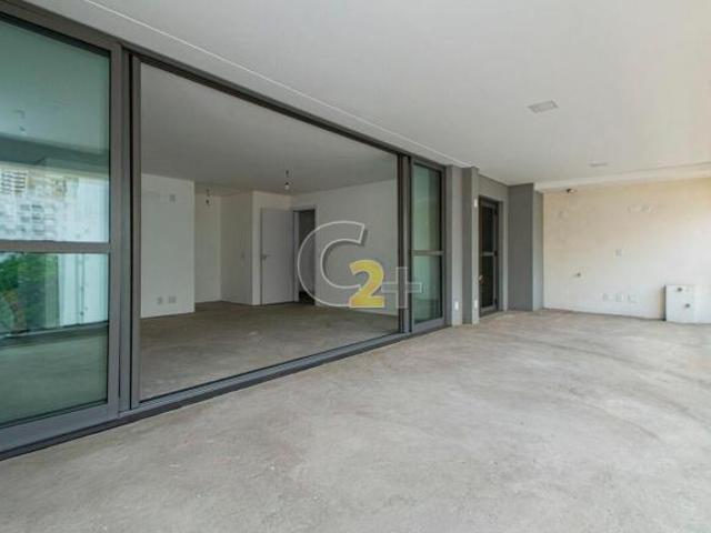 Cobertura à venda em Sumaré com 3 quartos, 3 suítes e 3 vagas