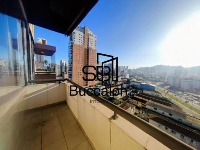 Cobertura à Venda — Gonzaga, Santos/SP | 444 m² • 4 Dormitórios • 2 Suítes • Piscina Privativa • 4 V