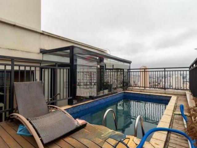 Cobertura a venda Mooca com 140 m² e piscina privativa