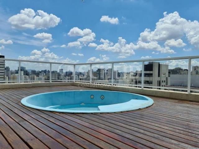Cobertura à Venda Moema com 234 m² 4 quartos 3 vagas