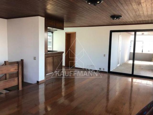 Cobertura à Venda na Vila Olímpia 298m², 3 Dormitórios, 1 Suíte, 4 Vagas