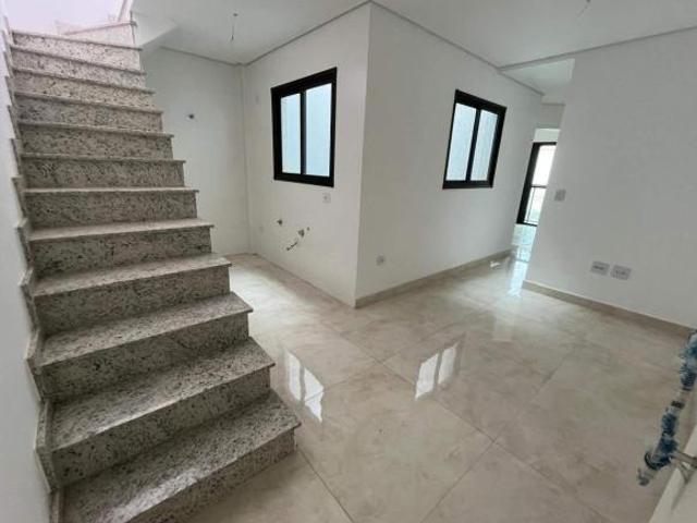 Cobertura à venda na Vila Pires Santo André | 2 dorm, suíte, quintal e churrasqueira