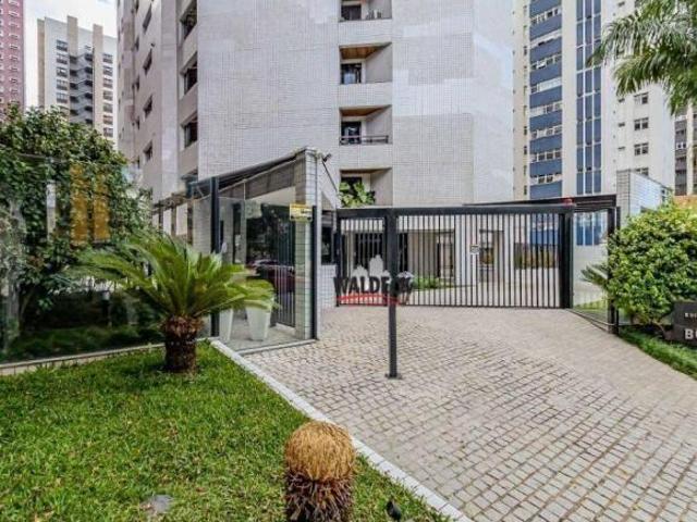 Cobertura à venda na Avenida Silva Jardim
