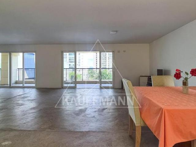 Cobertura à Venda no Alto da Boa Vista 4 Quartos 4 Suítes 4 Vagas 317m² de Área Útil