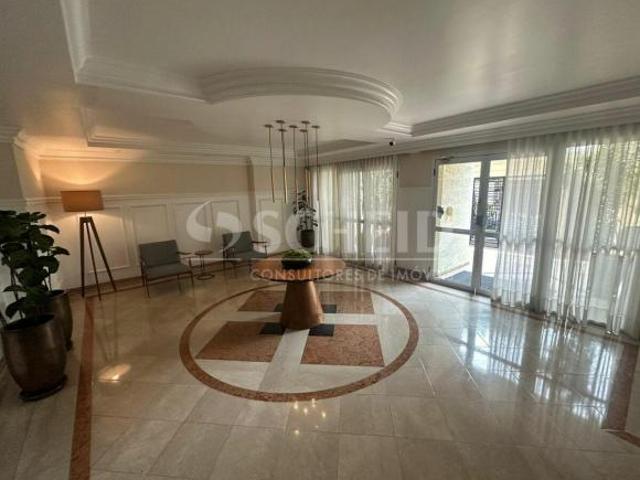Cobertura à venda no Alto da Boa Vista, 325M2. Sendo 04 quartos,3 suítes, 5 vagas