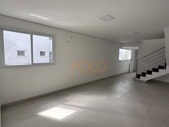 Cobertura à venda no bairro Copacabana em Uberlândia