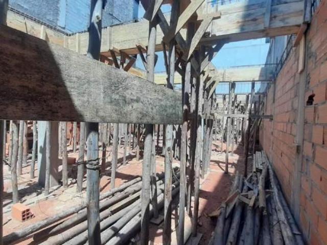 Cobertura à venda, no bairro Campestre, em Santo André