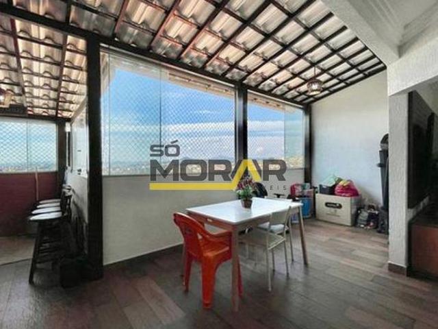 Cobertura a venda no bairro Fernao Dias – 158 m2 totais