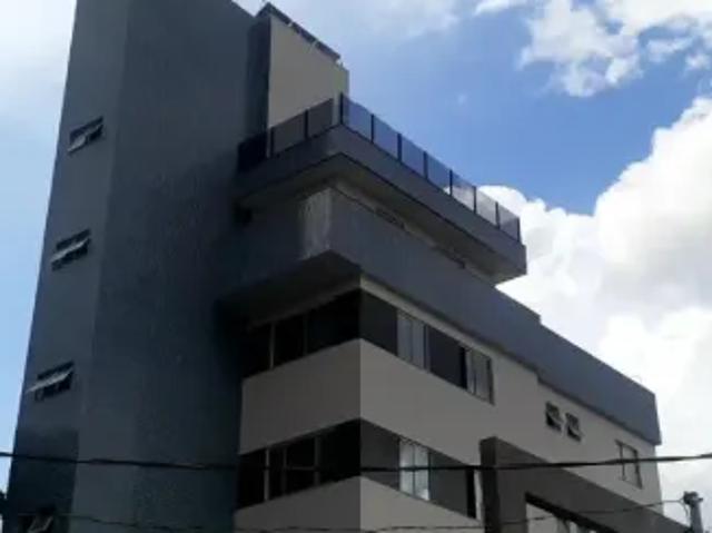 Cobertura à Venda no Bairro Itapoã