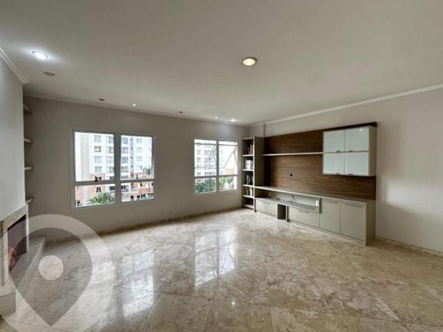 Cobertura à venda no bairro Loteamento Residencial Vila Bella