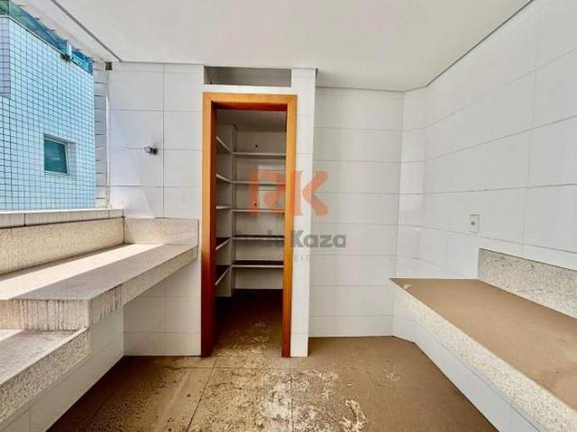 Cobertura à venda no Bairro Liberdade