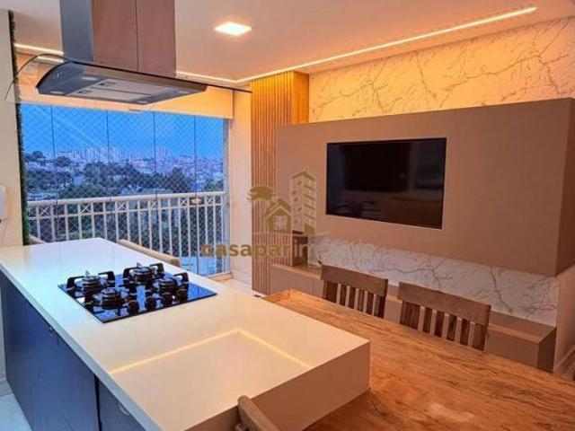 Cobertura à Venda no Bairro Mauá, 2 Dormitórios com 130m², Condomínio Fatto