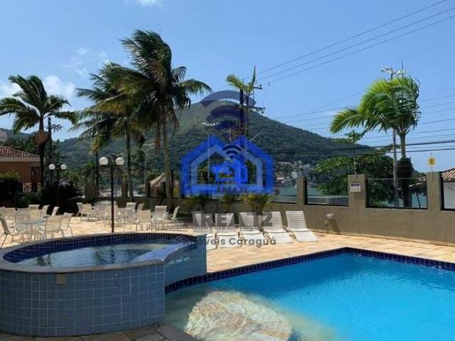 Cobertura à venda no bairro Martim de Sá 4 dormitórios, sendo 2 suítes, sala, cozinha, piscina, sa