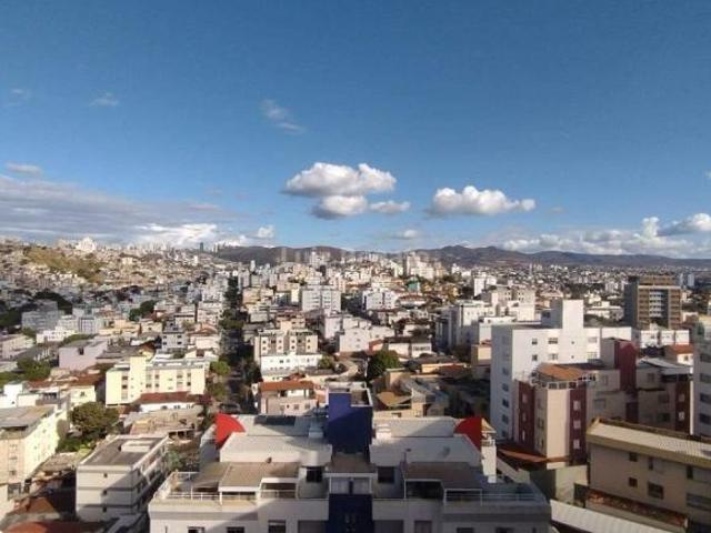 Cobertura à venda no bairro Nova Suíssa