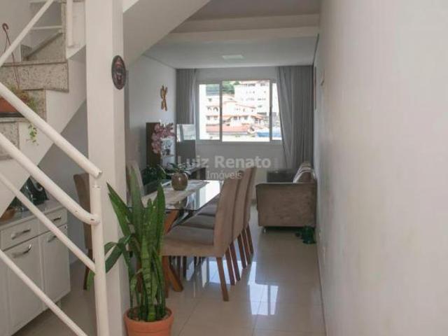 Cobertura à venda no bairro Sagrada Família