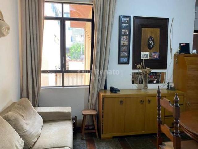 Cobertura à venda no bairro Santa Tereza