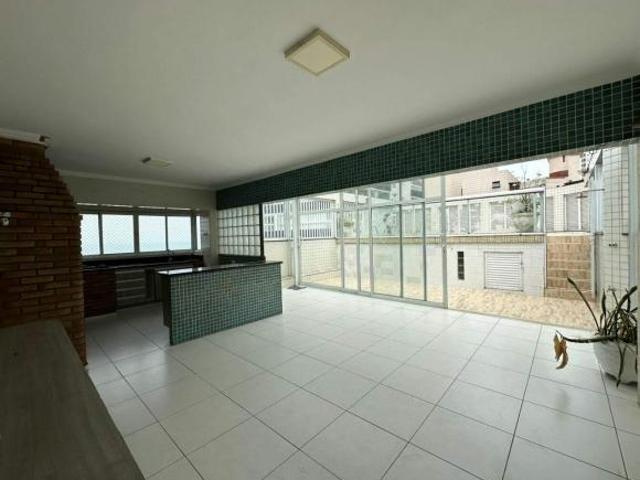 Cobertura à venda no bairro Vila Guilhermina Praia Grande/SP