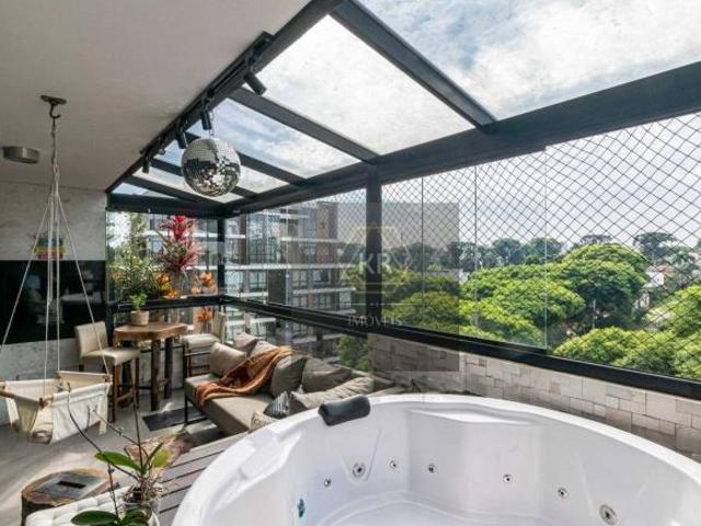 Cobertura à venda no Bigorrilho | 2 suítes, Jacuzzi e 2 vagas