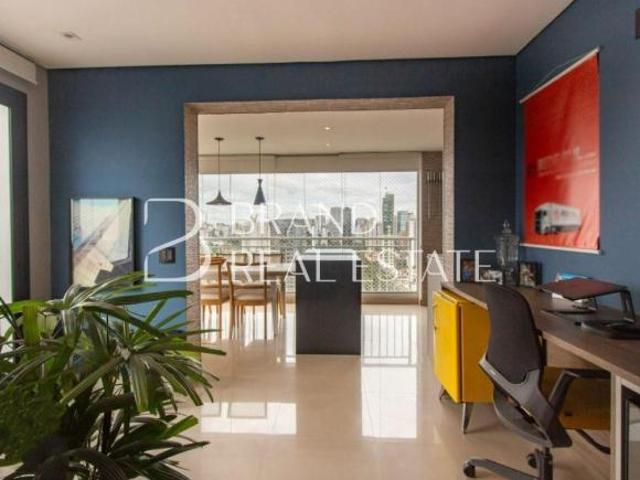 Cobertura á venda no Brooklin, na Avenida Portugal. 187m², 2 suítes, 2 vagas