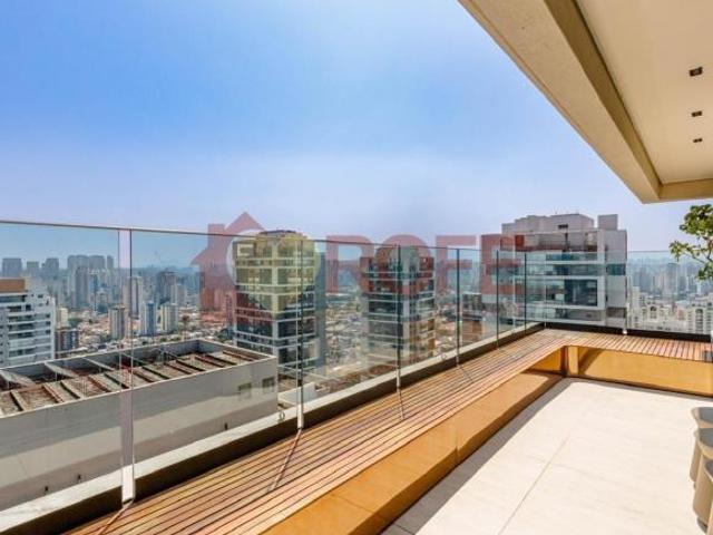 Cobertura à venda no Brooklin Paulista 340 m², 3 suítes, 4 vagas